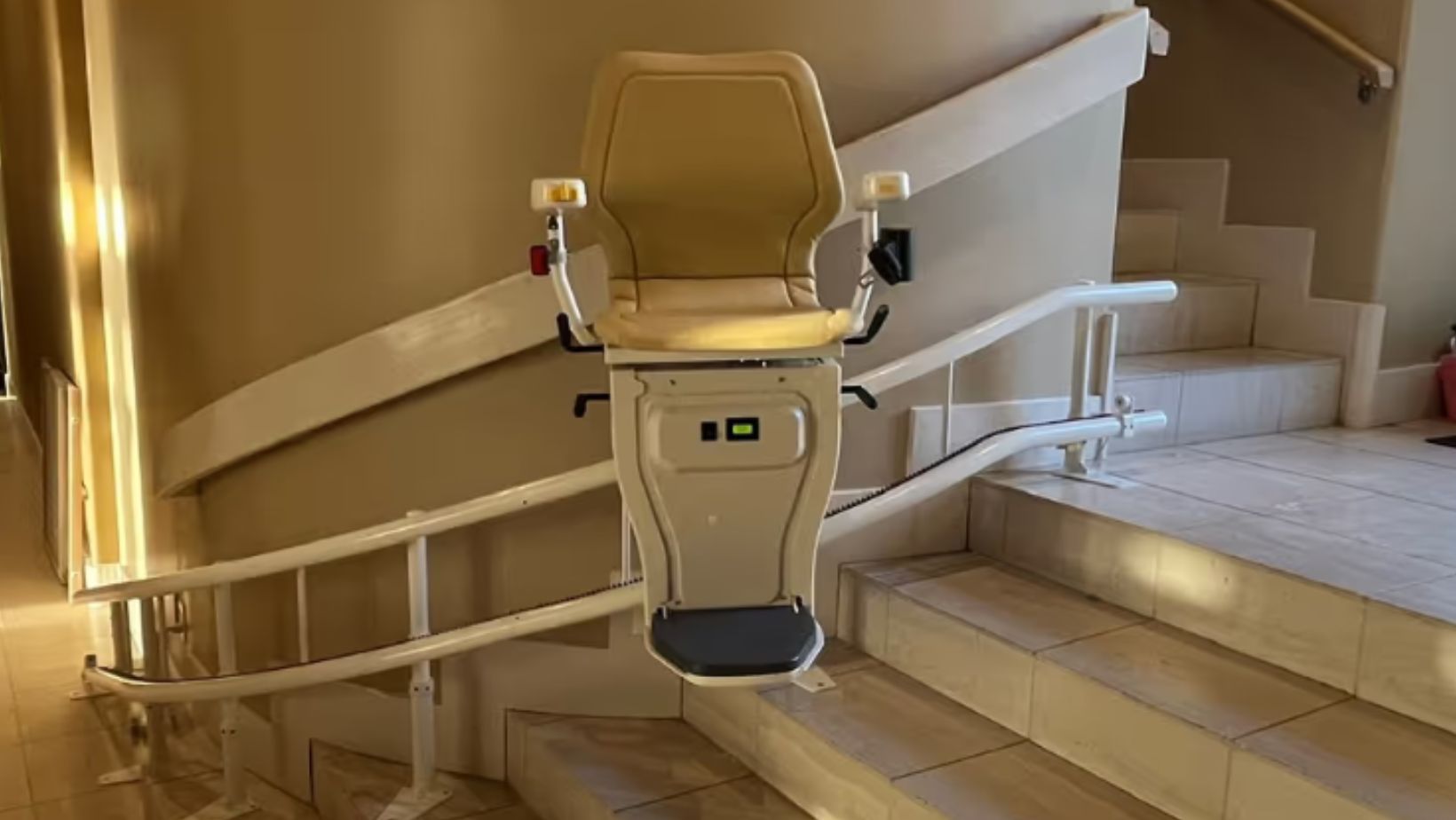A Comprehensive Guide on Stair Lift Operation - Latesthealthtricks